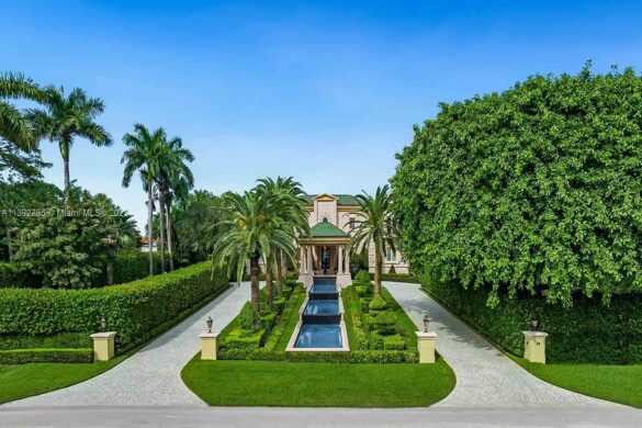 Exploring Jeff Bezos' vast array of real estate assets worth $600 ...